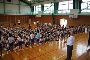 加西市立北条東小学校 » 学級代表任命式