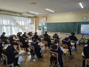 加西市立善防中学校 » 教職員研修（道徳授業研修）を実施しました。